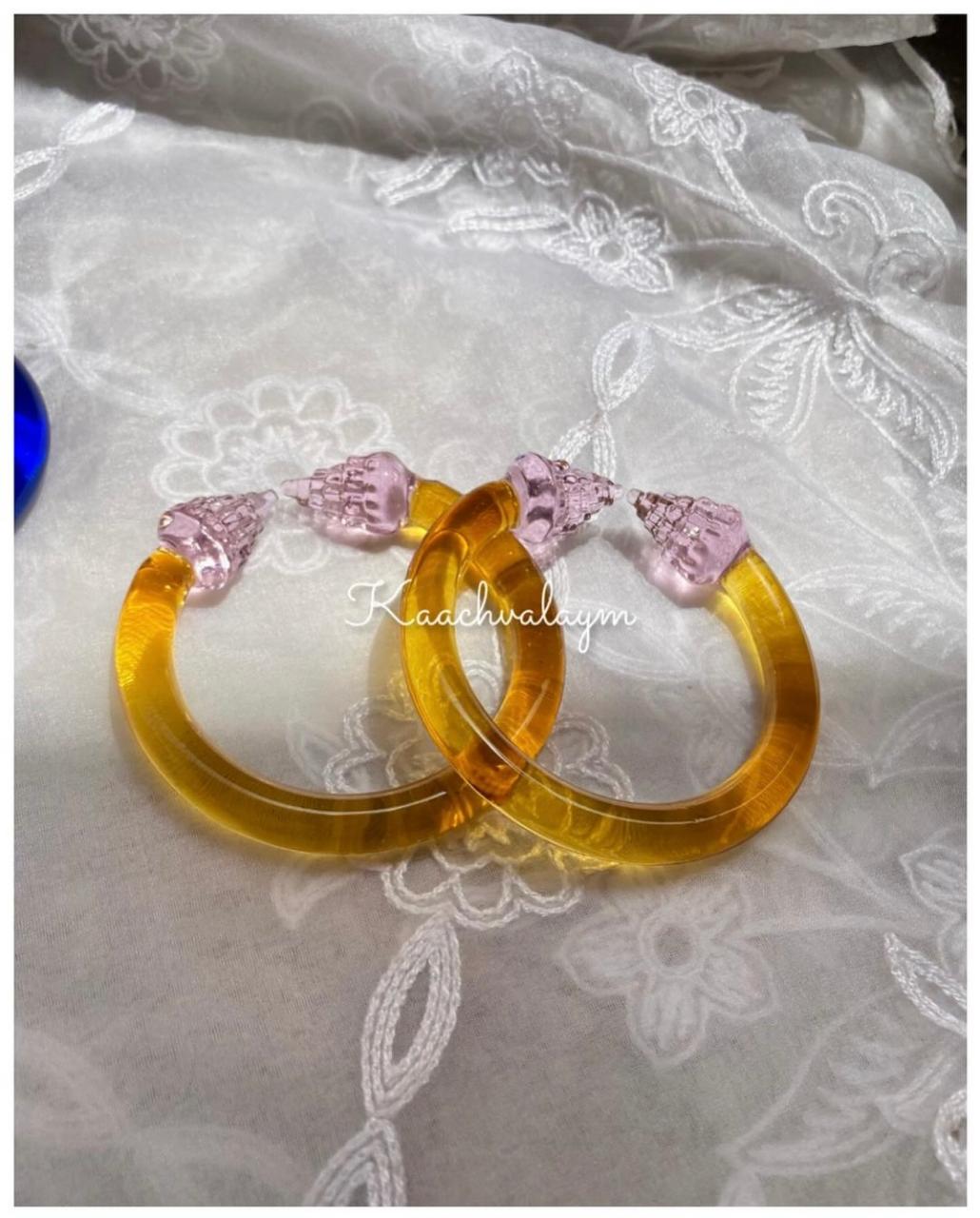 Conch Crystal Kangan (Pair) | Kaachvalaym